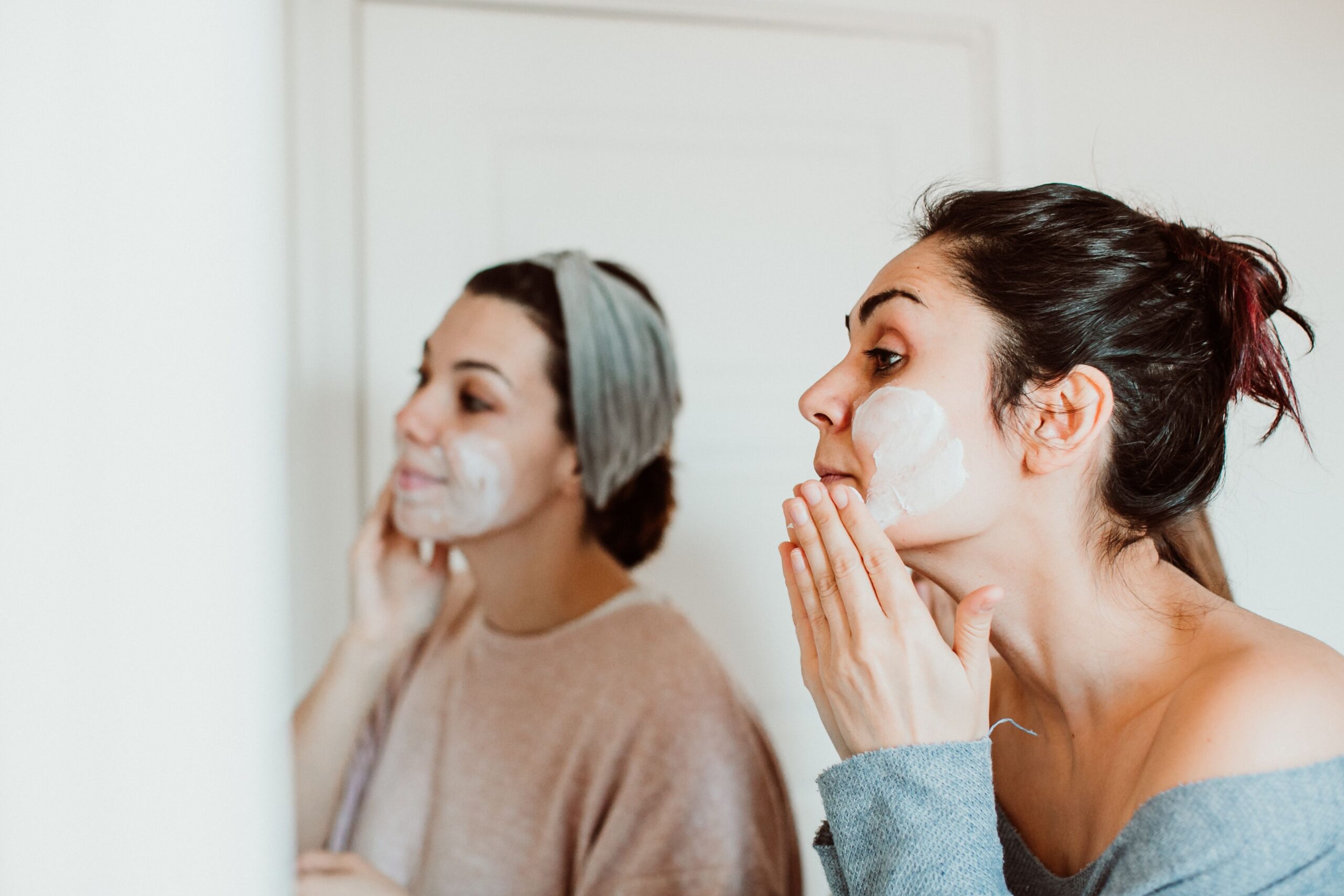 ℹ Pasos Esenciales para el Cuidado Facial en tu Rutina Diaria ️